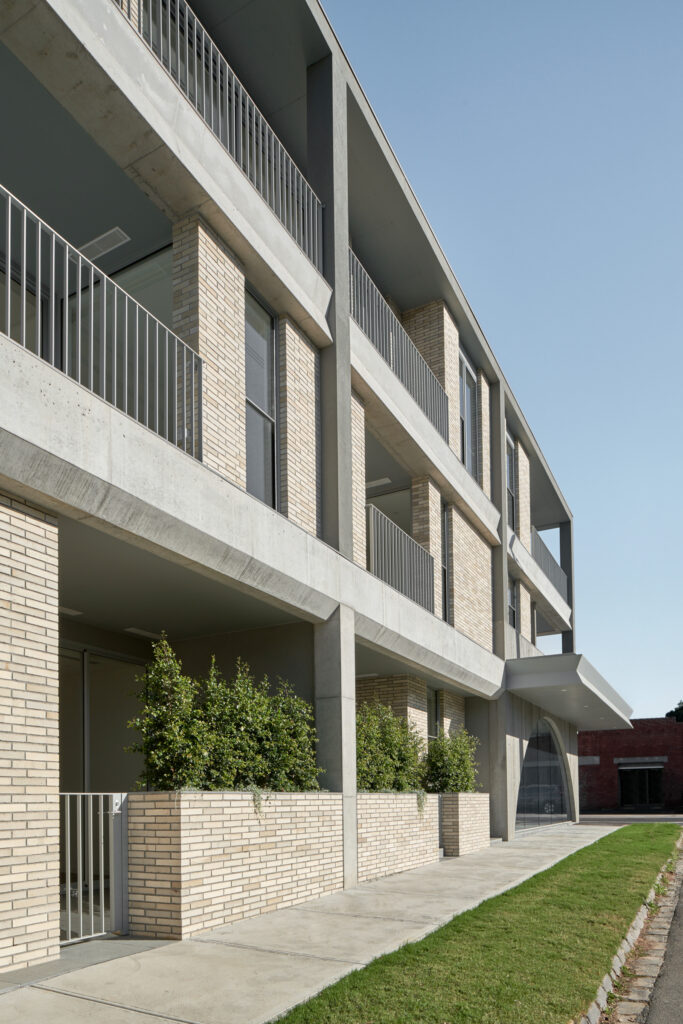 Pozzolana - Inarc Architects